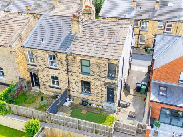 2 bedroom end of terrace house for sale