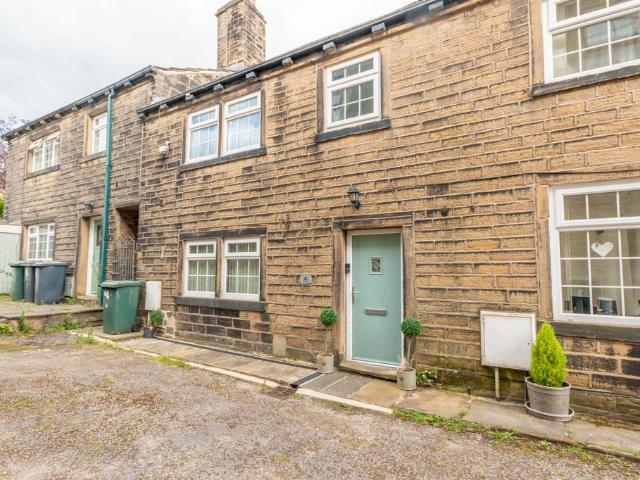 2 bedroom end of terrace house for sale