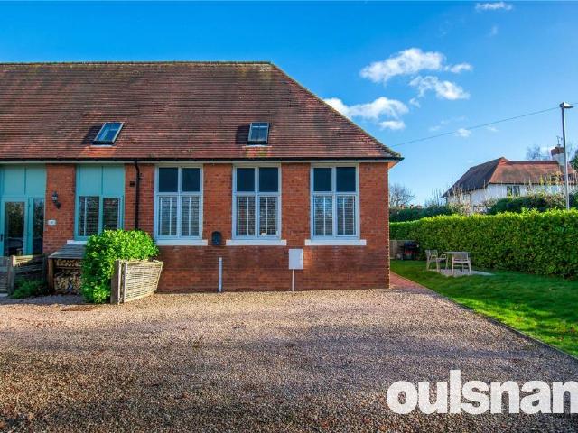 2 bedroom end of terrace house for sale