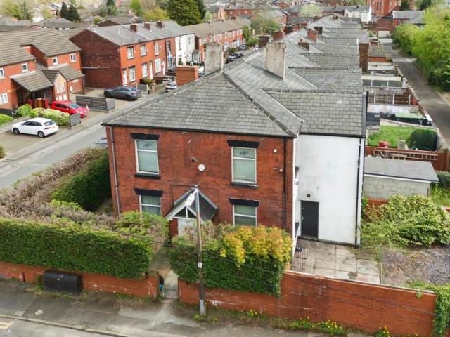 2 bedroom end of terrace house for sale