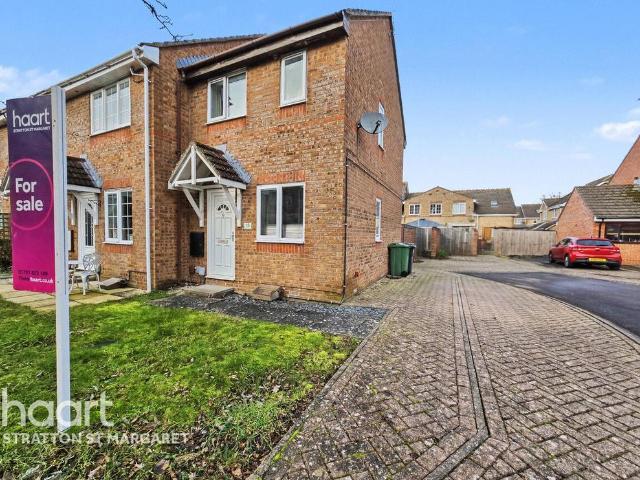 2 bedroom end of terrace house for sale