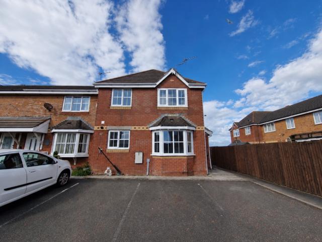 2 bedroom end of terrace house for sale