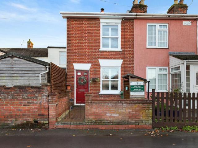 2 bedroom end of terrace house for sale