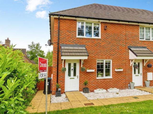 2 bedroom end of terrace house for sale