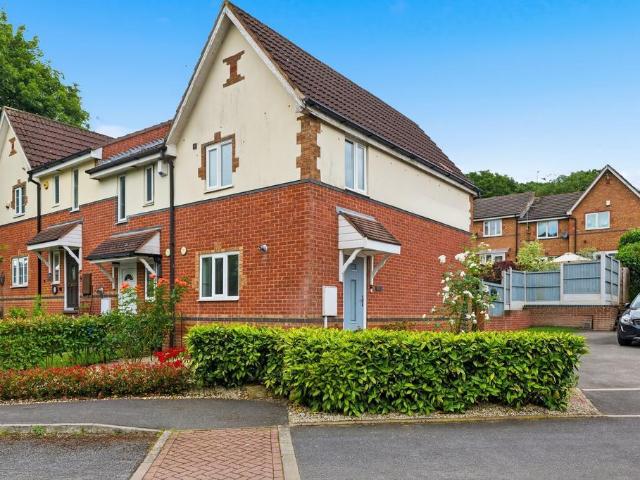 2 bedroom end of terrace house for sale