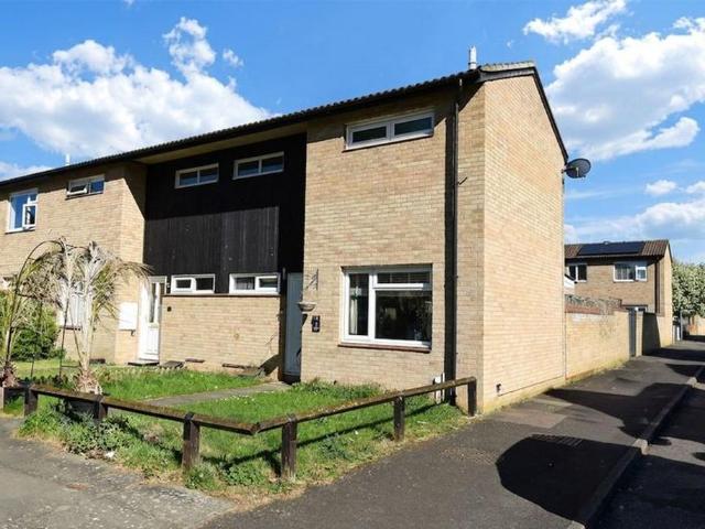 2 bedroom end of terrace house for sale