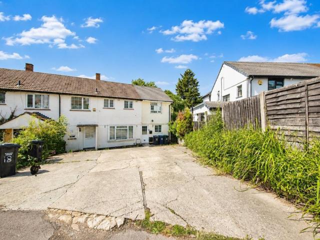 2 bedroom end of terrace house for sale