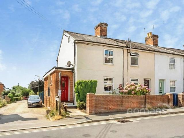 2 bedroom end of terrace house for sale