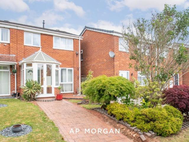 2 bedroom end of terrace house for sale