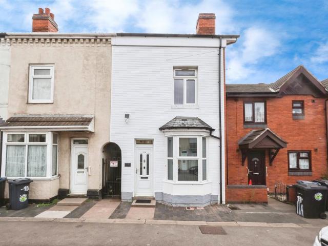 2 bedroom end of terrace house for sale