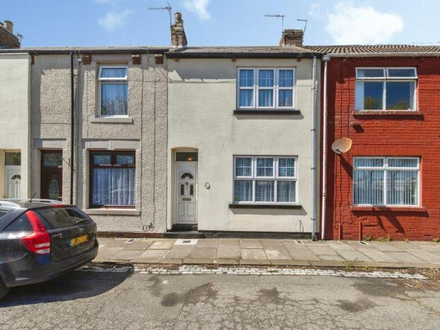2 bedroom end of terrace house for sale