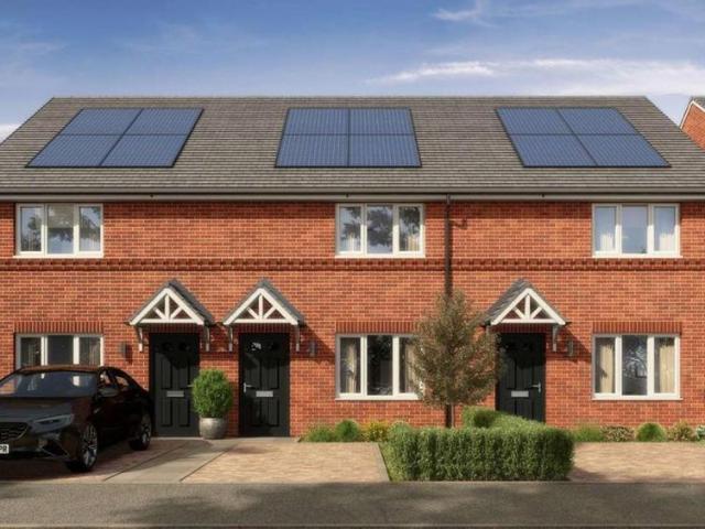 2 bedroom end of terrace house for sale