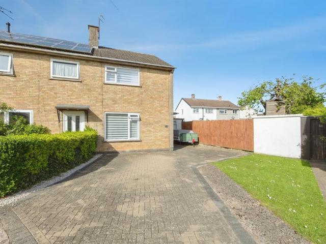 2 bedroom end of terrace house for sale