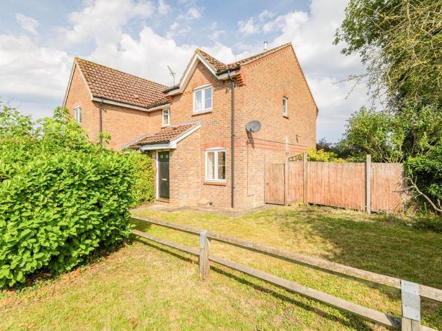 2 bedroom end of terrace house for sale
