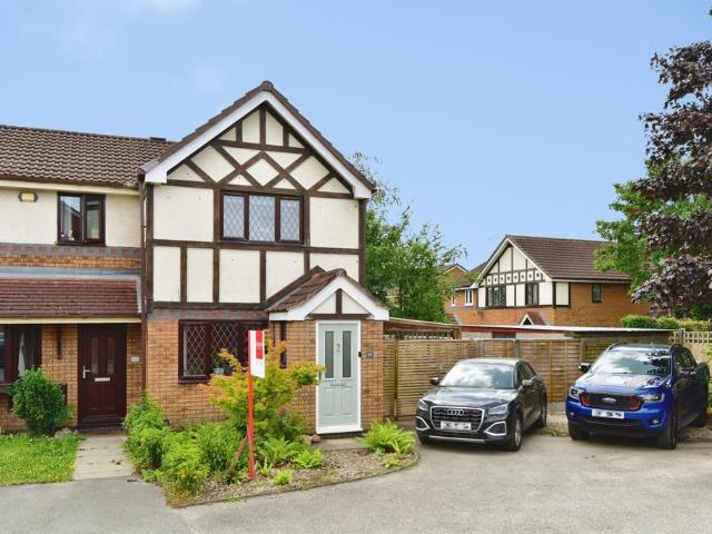 2 bedroom end of terrace house for sale