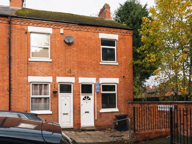 2 bedroom end of terrace house for sale