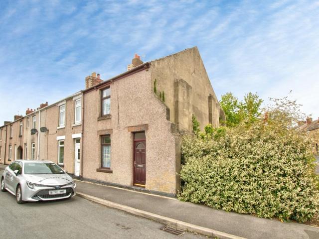 2 bedroom end of terrace house for sale