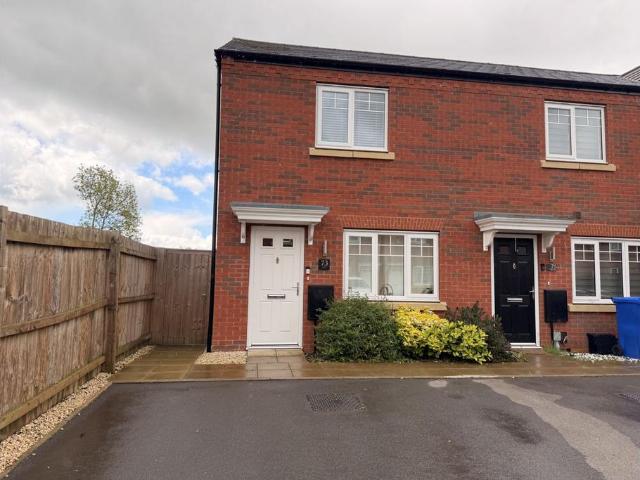 2 bedroom end of terrace house for sale