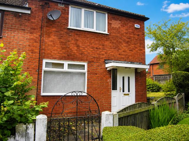 2 bedroom end of terrace house for sale