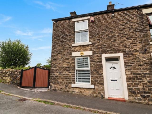 2 bedroom end of terrace house for sale