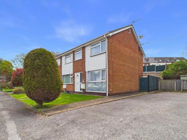 2 bedroom end of terrace house for sale