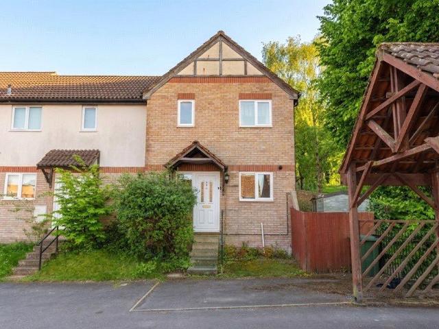 2 bedroom end of terrace house for sale