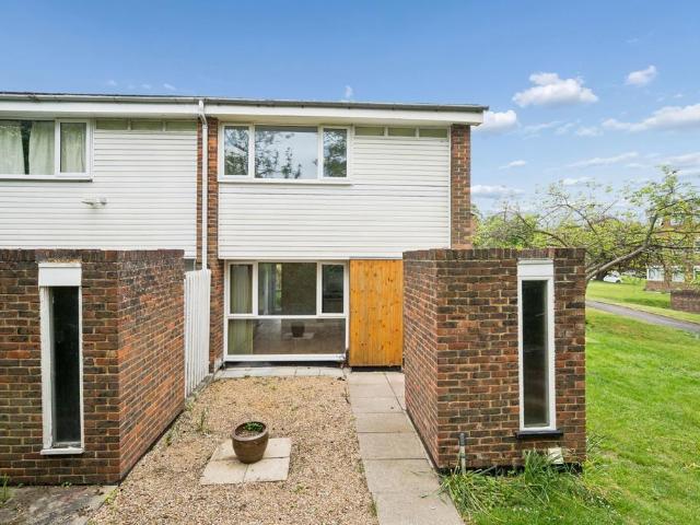 2 bedroom end of terrace house for sale