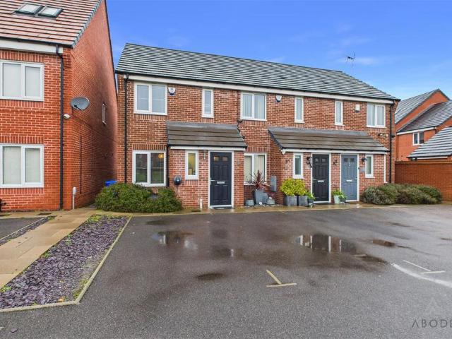 2 bedroom end of terrace house for sale