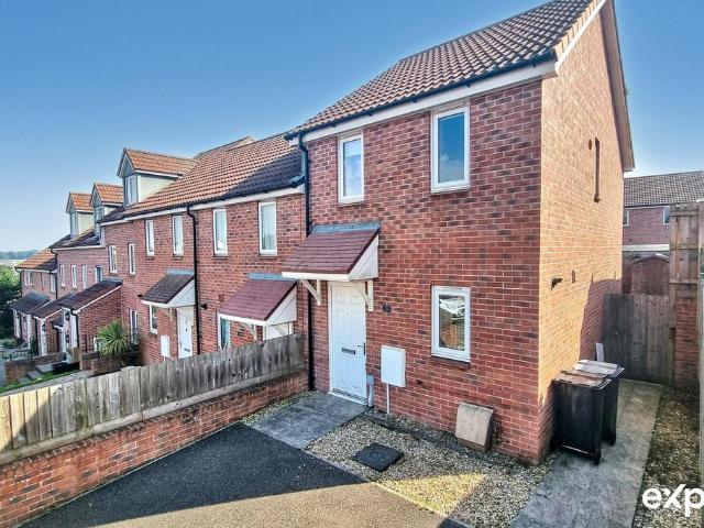 2 bedroom end of terrace house for sale