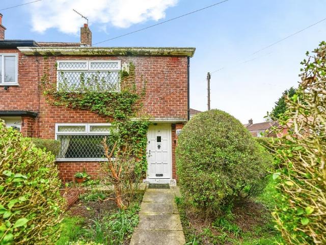 2 bedroom end of terrace house for sale