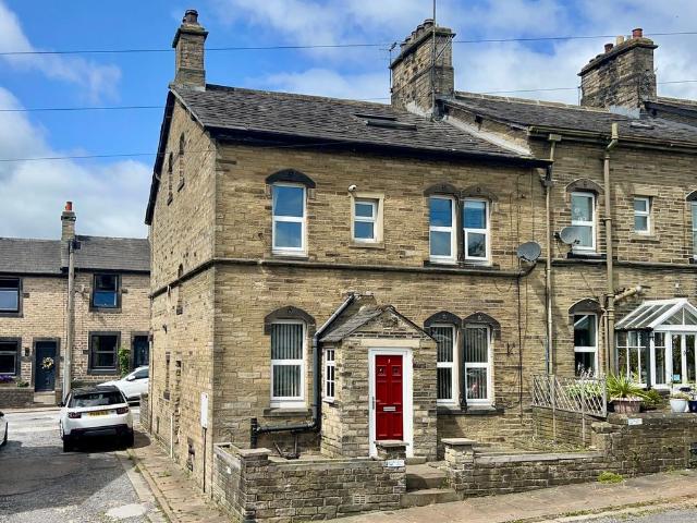 2 bedroom end of terrace house for sale