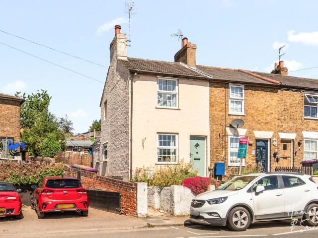 2 bedroom end of terrace house for sale