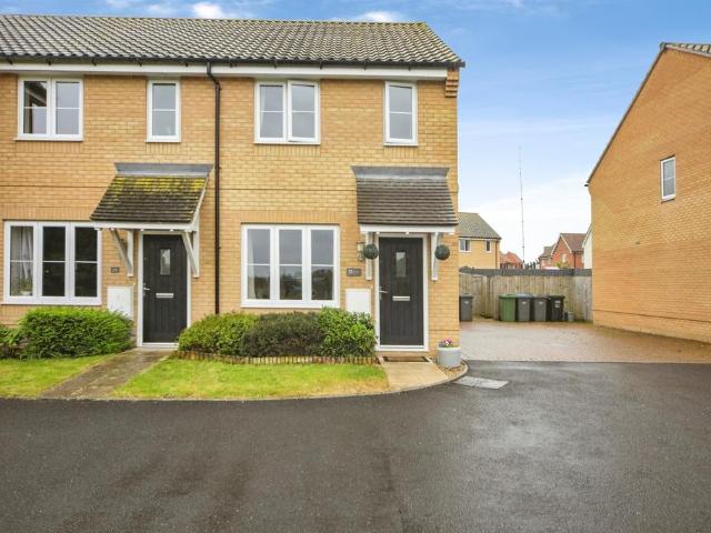 2 bedroom end of terrace house for sale