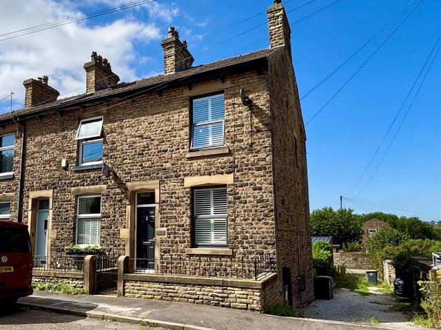 2 bedroom end of terrace house for sale