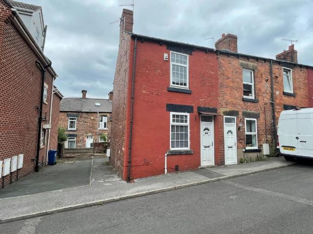 2 bedroom end of terrace house for sale