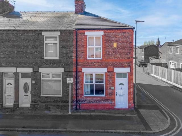 2 bedroom end of terrace house for sale