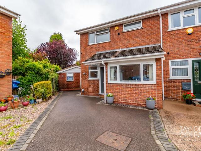 2 bedroom end of terrace house for sale