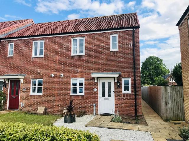 2 bedroom end of terrace house for sale