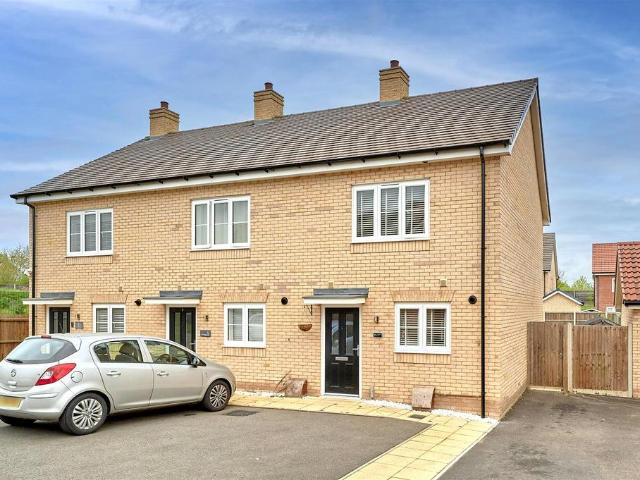 2 bedroom end of terrace house for sale