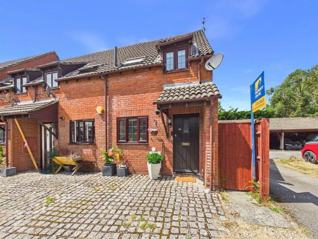 2 bedroom end of terrace house for sale