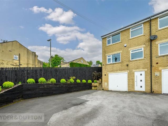 3 bedroom end of terrace house for sale
