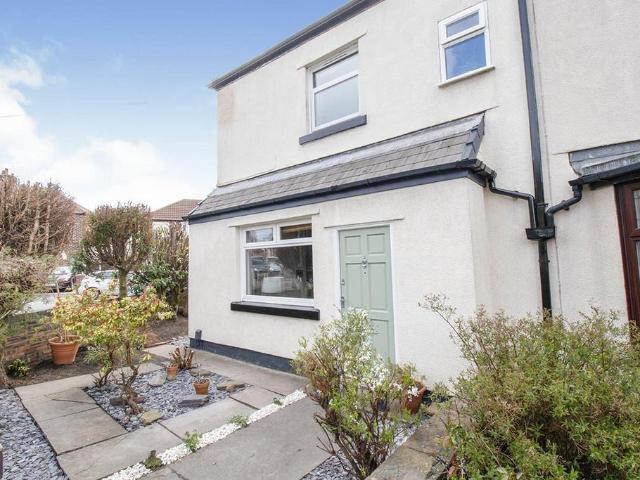 2 bedroom end of terrace house for sale