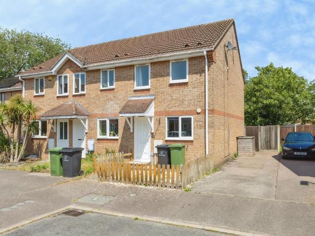 2 bedroom end of terrace house for sale