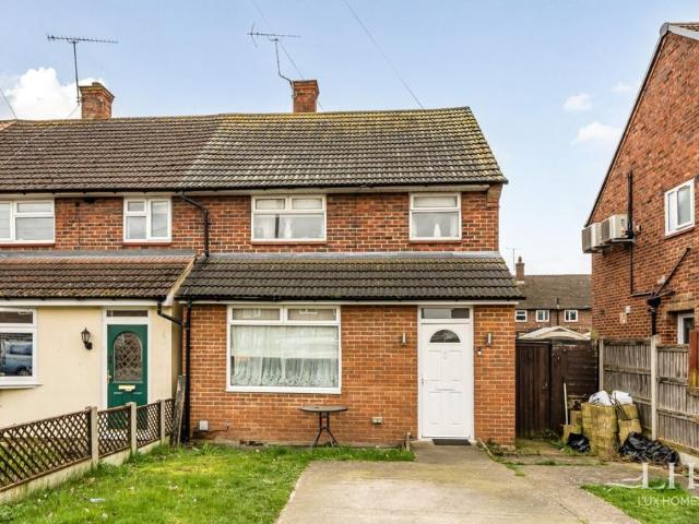 2 bedroom end of terrace house for sale