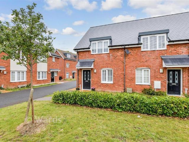 2 bedroom end of terrace house for sale