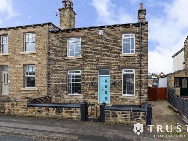 2 bedroom end of terrace house for sale
