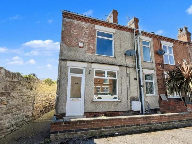 2 bedroom end of terrace house for sale