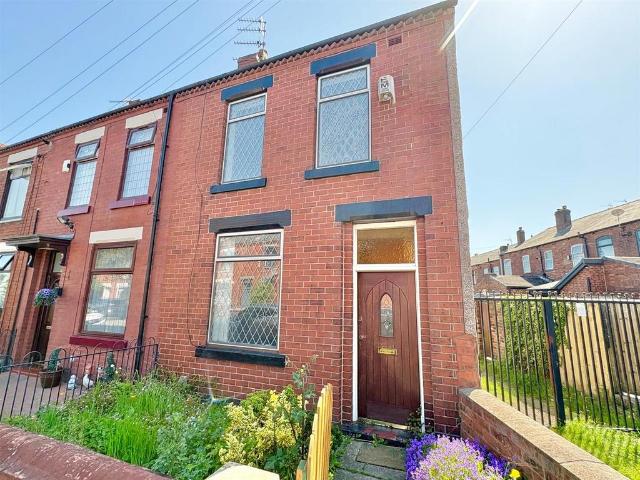 2 bedroom end of terrace house for sale