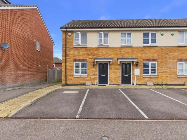 2 bedroom end of terrace house for sale
