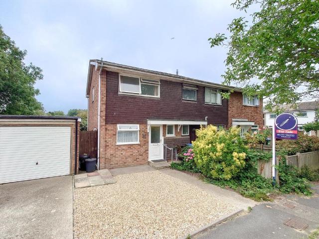 2 bedroom end of terrace house for sale